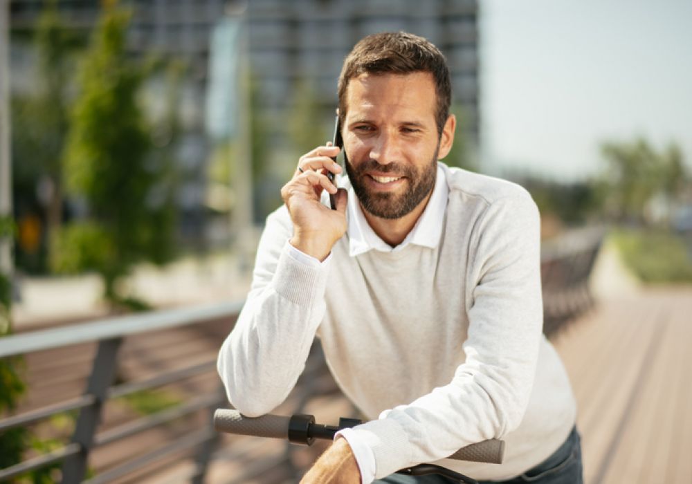 What Is a Mobile Hotspot? Simple Guide for 2026 | PureTalk Blog